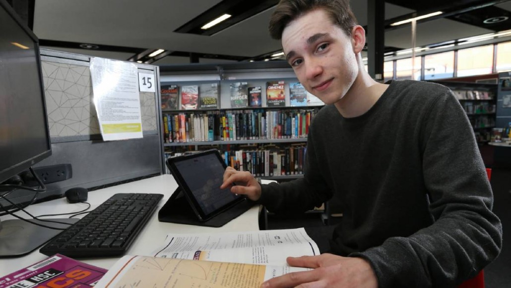 Meet the 16 Year Old Lean App Developer | Buzinga